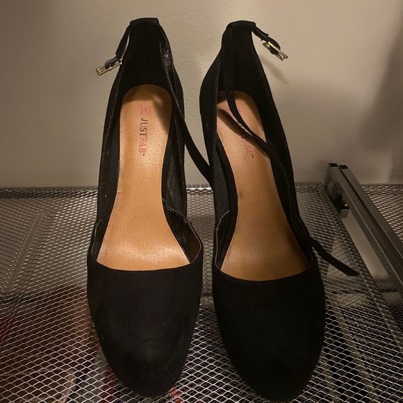 JustFab | Shoes | Black Suede Pumps | Poshmark